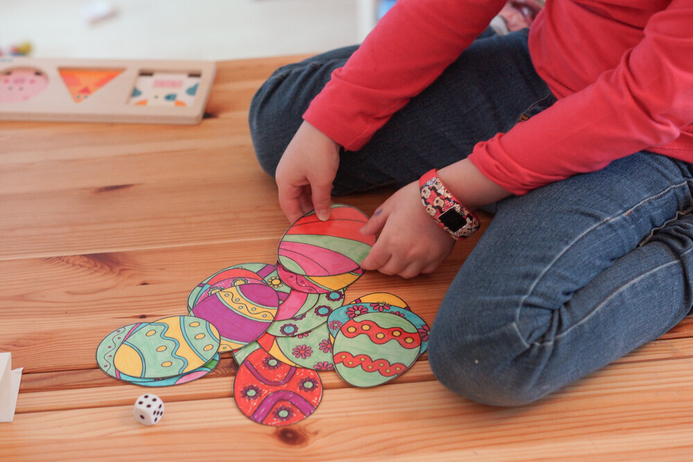 Jeu de dés et puzzle d’œufs de pâques - Un jour un jeu