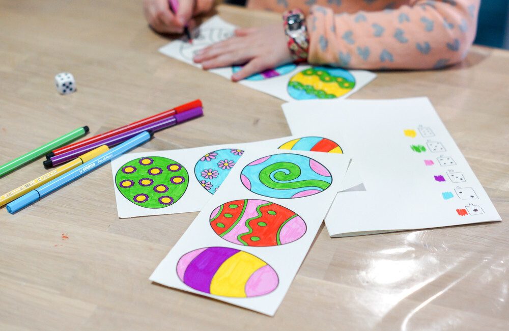 Jeu de dés et puzzle d’œufs de pâques - Un jour un jeu