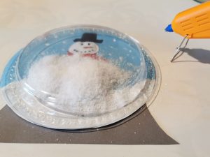Activité créative : une boule à neige de Noël - Un jour un jeu