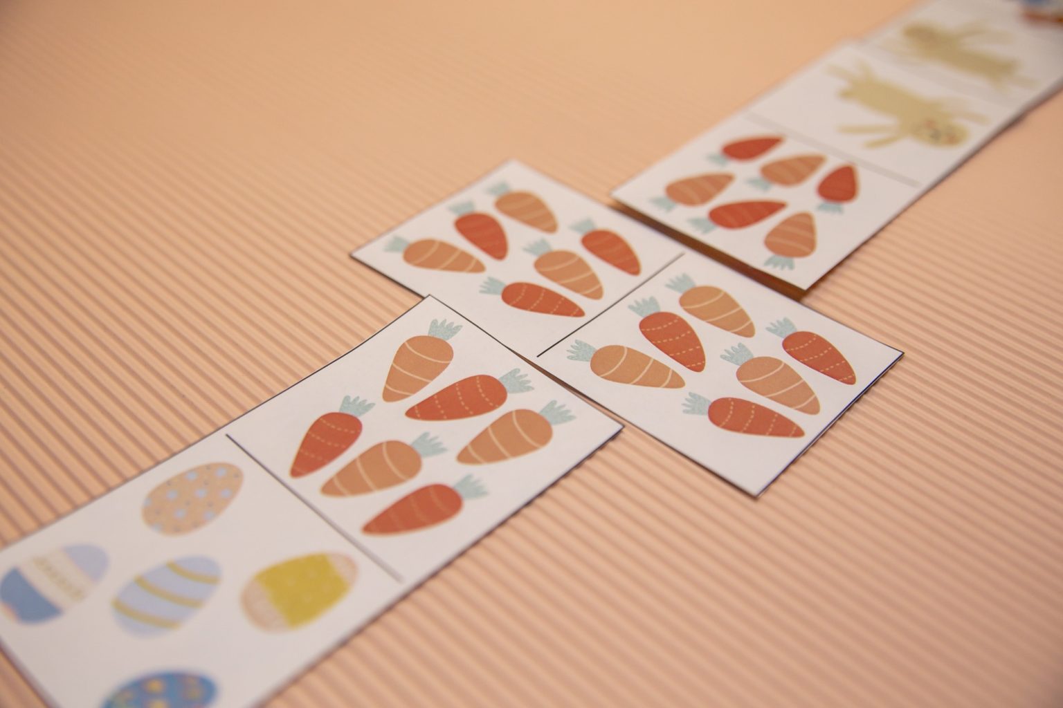 Mes dominos de Pâques à imprimer - Un jour un jeu