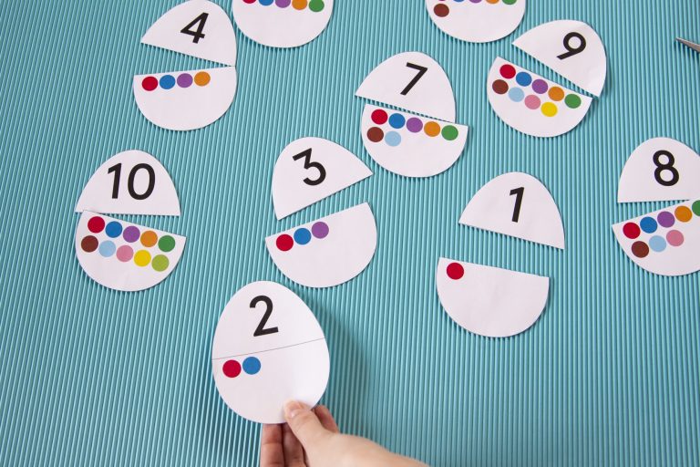 Mes œufs de Pâques pour compter et assembler - Un jour un jeu