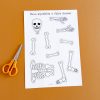 Atelier pour Halloween : mon squelette à faire danser - Un jour un jeu