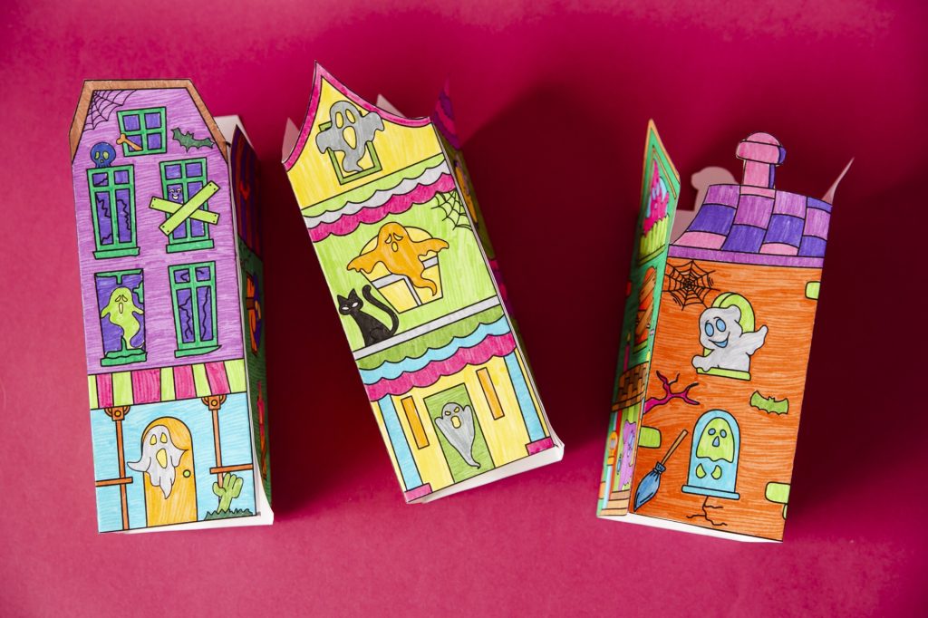 Mes maisons hantées à décorer pour Halloween - Un jour un jeu